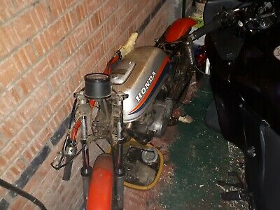 Honda 1980 Cb100n Spares Or Repairs